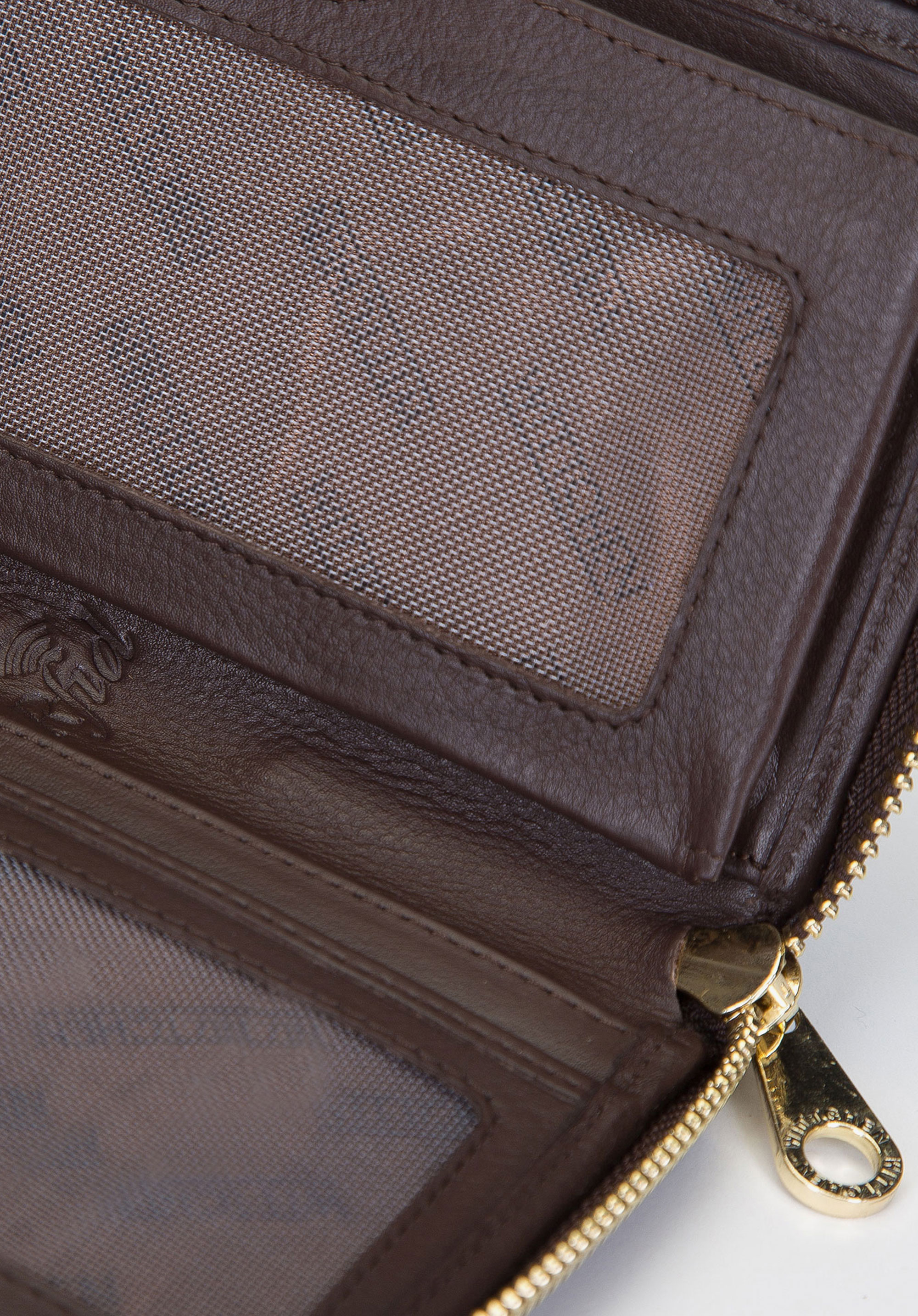 Women's wallet made from natural leather | WITTCHEN | 26-1W-428